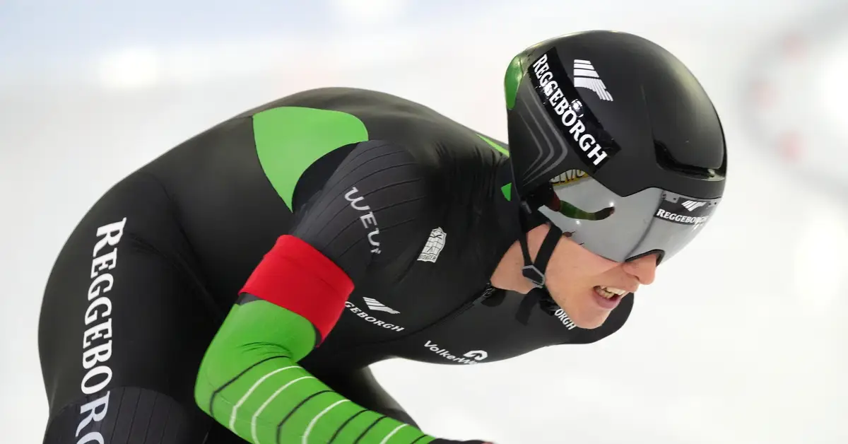 Bosker met helm naar eerste titel: ‘Voor mij werkt het’ - Schaatsen.nl